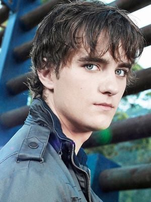 Landon Liboiron - Beyazperde.com