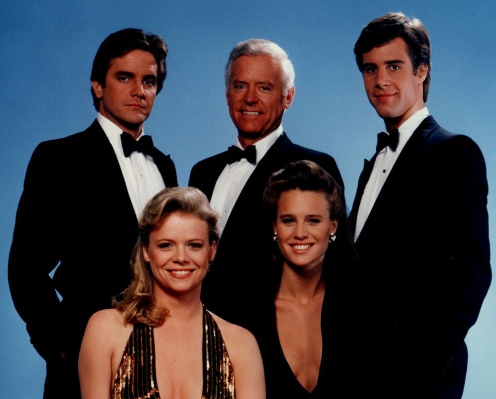 Santa Barbara: Fotoğraf Robin Wright isimlerini içeren 0 fotoğraftan ...