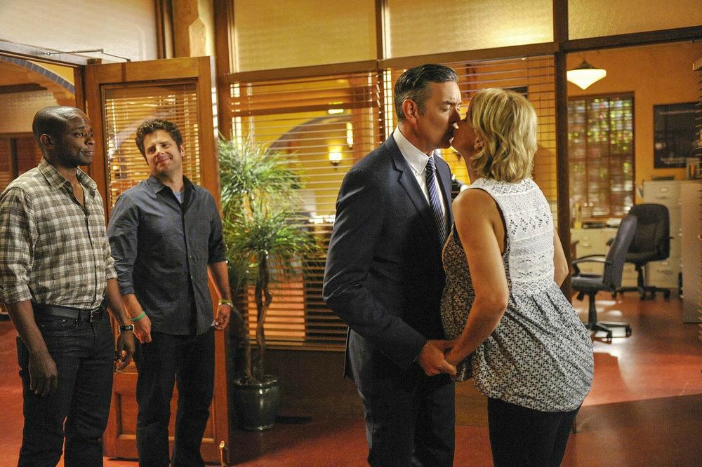 James Roday Rodriguez resimleri - Fotoğraf Timothy Omundson, Kristy ...