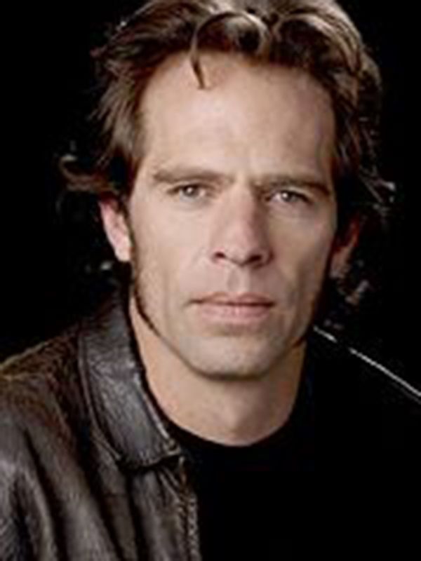 Neil Sandilands - Beyazperde.com