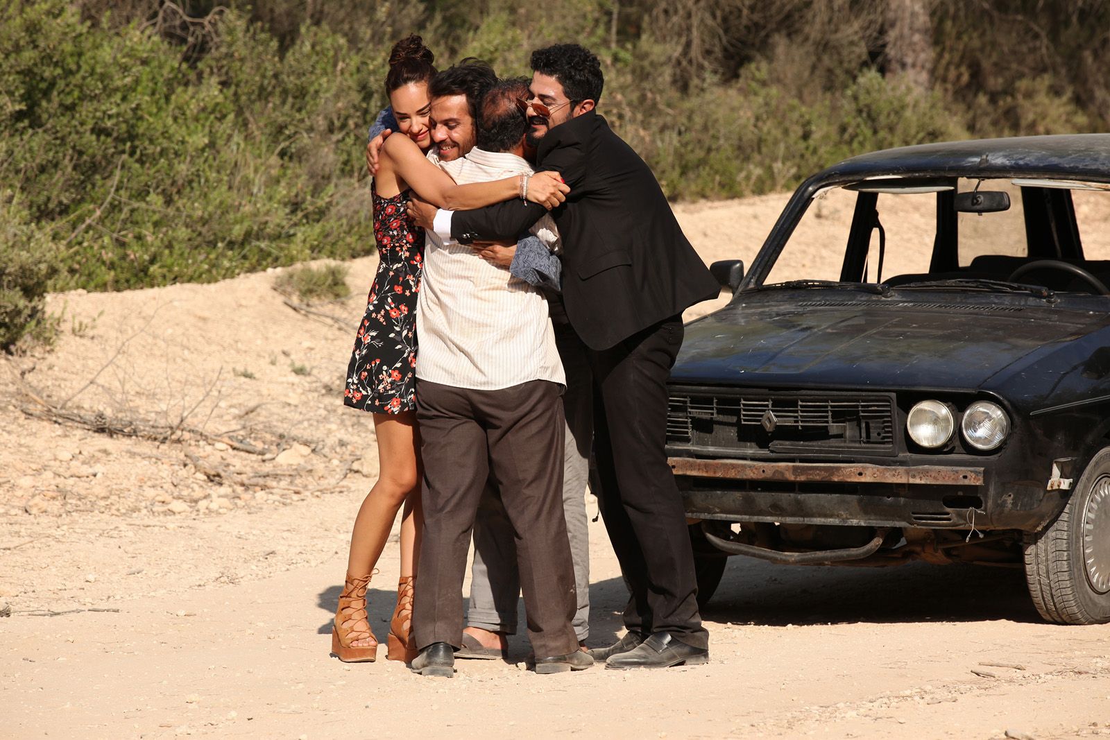 Cihan Ercan resimleri - Kara Bela : Fotoğraf Cihan Ercan, Seda Bakan ...