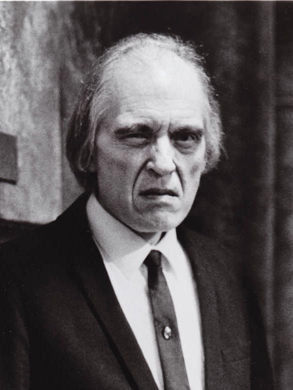 Angus Scrimm - Beyazperde.com