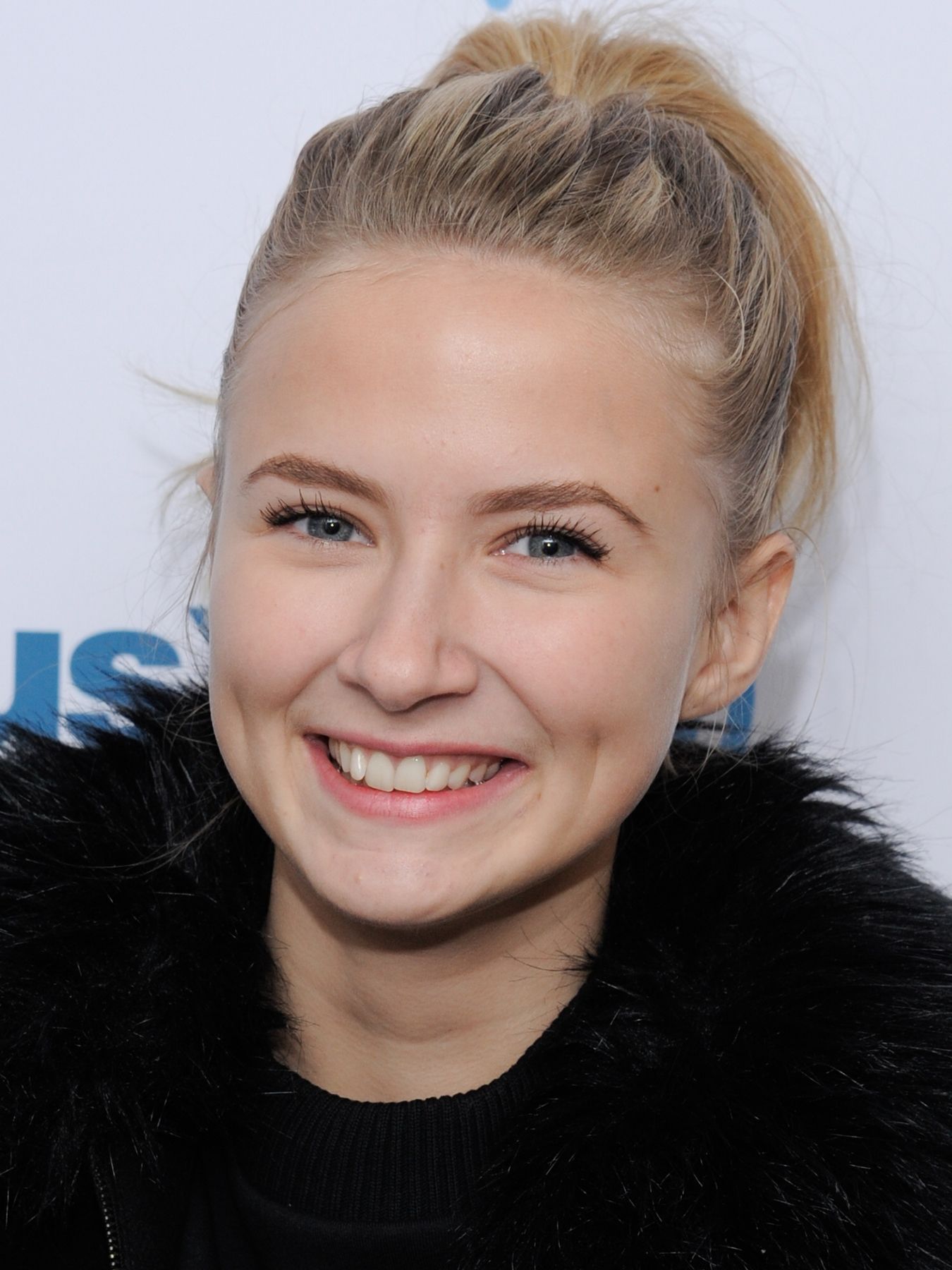 Eliza Bennett - Beyazperde.com