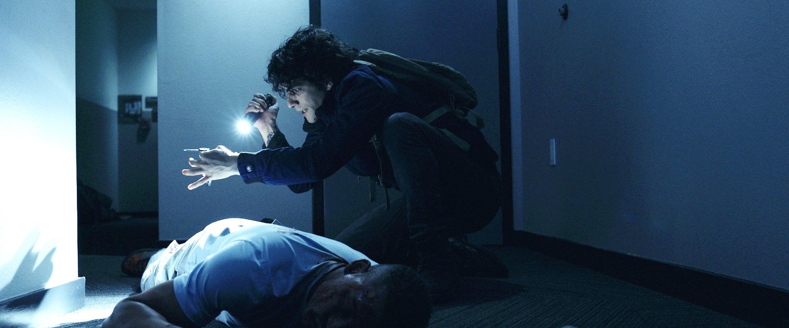 Alone resimleri - Fotoğraf 1 - Beyazperde.com